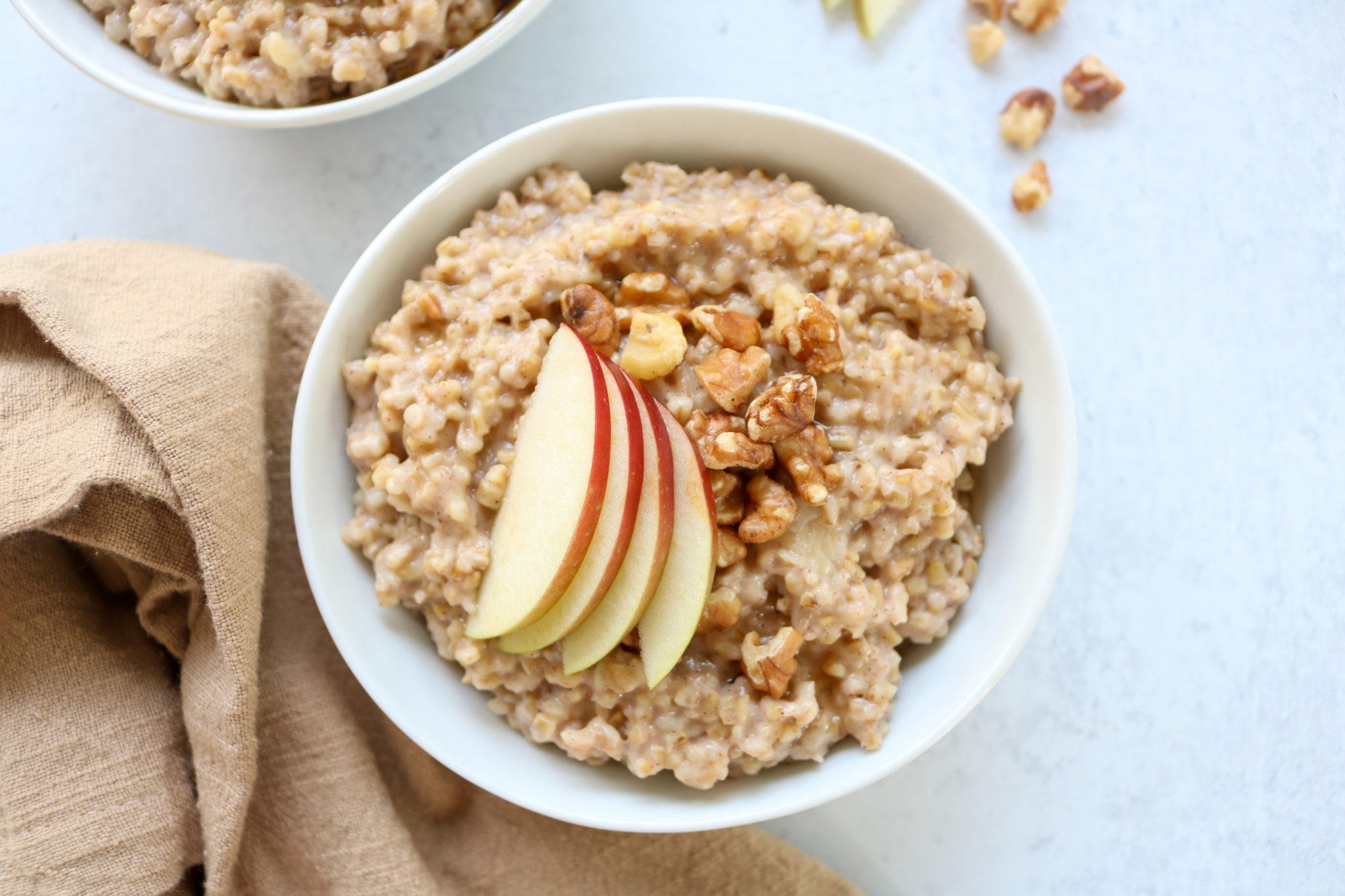 Apple Spice Steel Cut Oats (Instant Pot/Slow Cooker) - Healthy Mama Kris